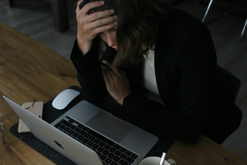 What to Do When You Feel Like Giving Up | A Therapist’s Guide